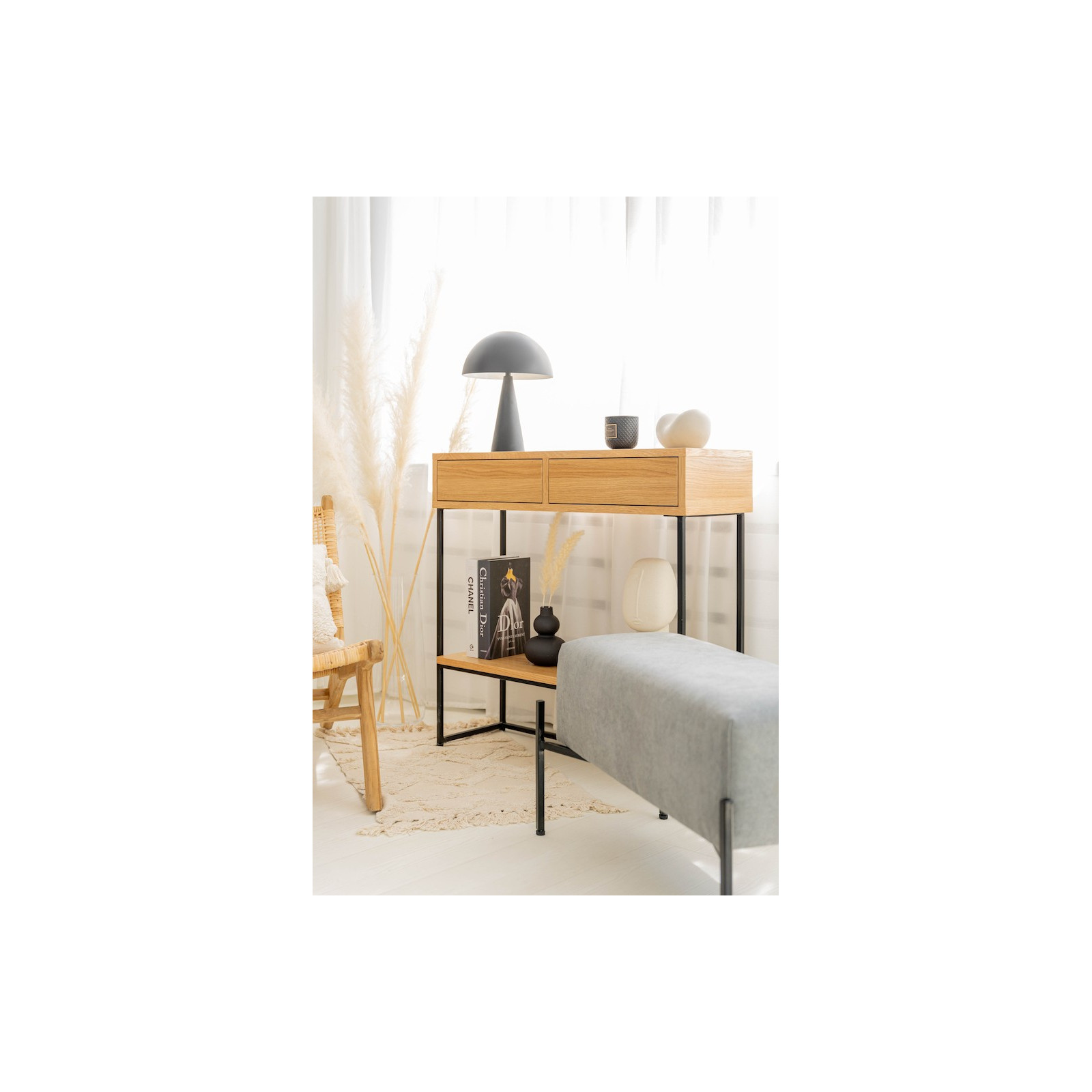 Wąska drewniana konsola MARIBEL II z frontami | Minimalistyczna forma ...