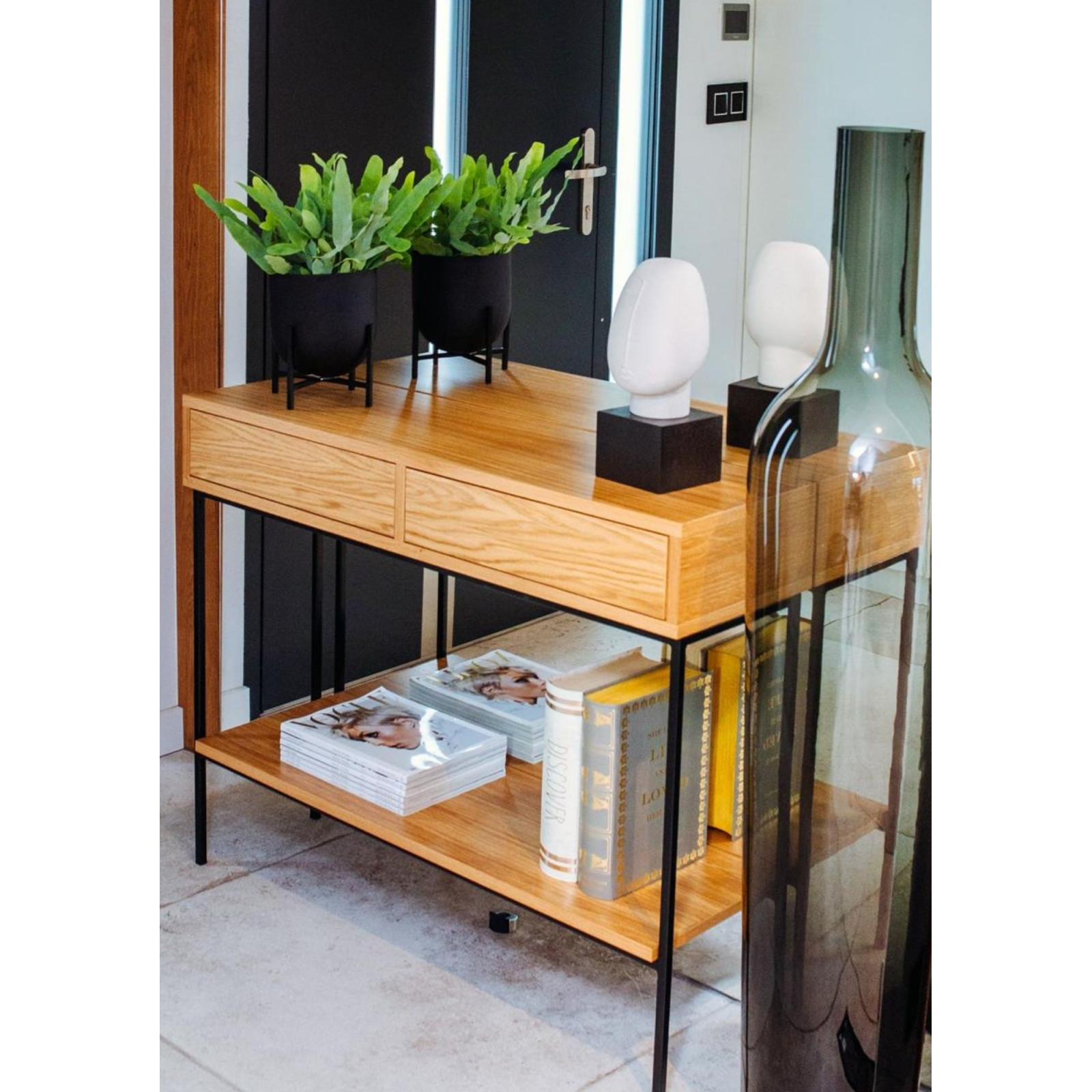 Wąska konsola PENELOPE II z forniru dębowego | Głębokość 20 cm